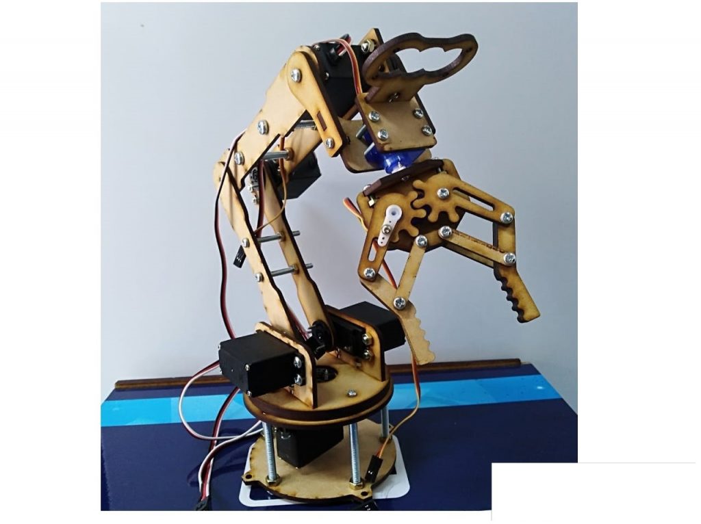 Chasis Brazo Robotico Madera MDF 7 Servos 6 Grados Dof S3003 - yorobotics