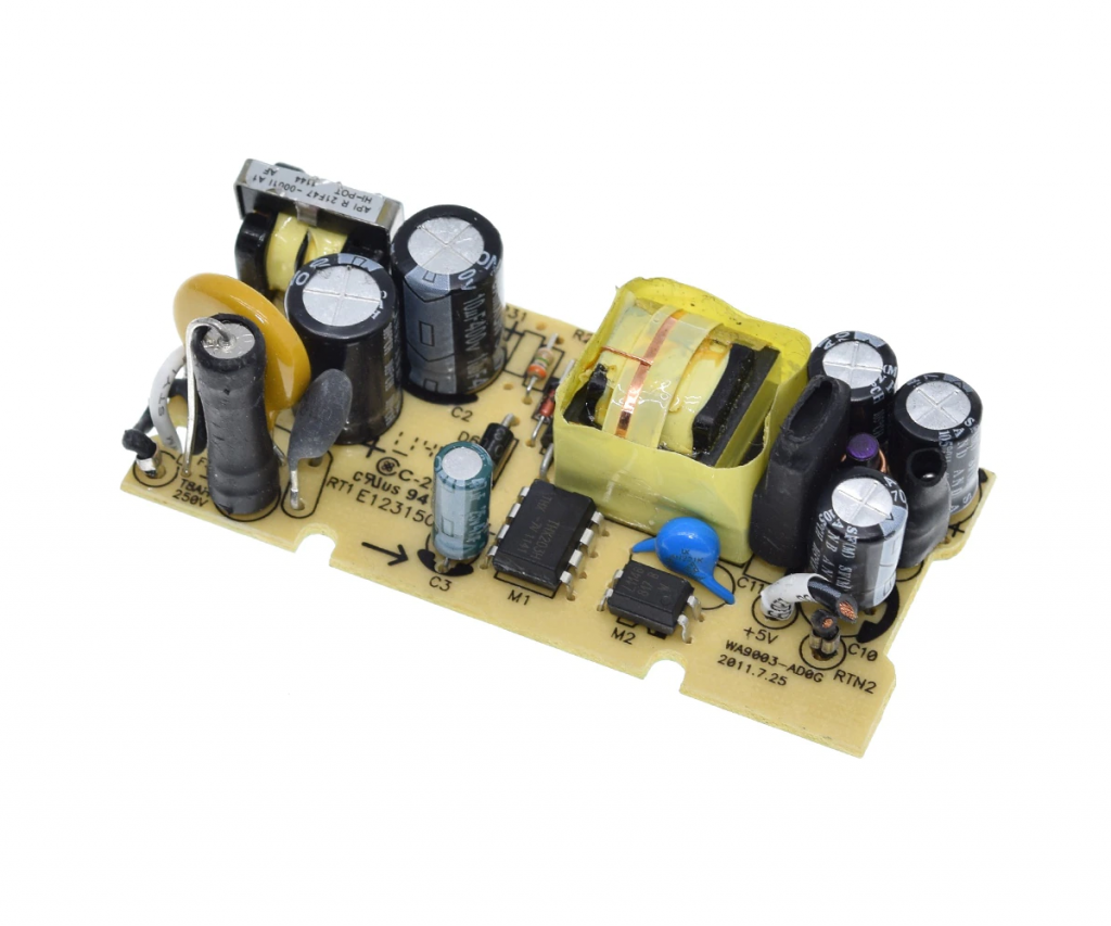 Regulador Fuente Switchada WA9003 100-240V AC a 5V DC 2A - yorobotics